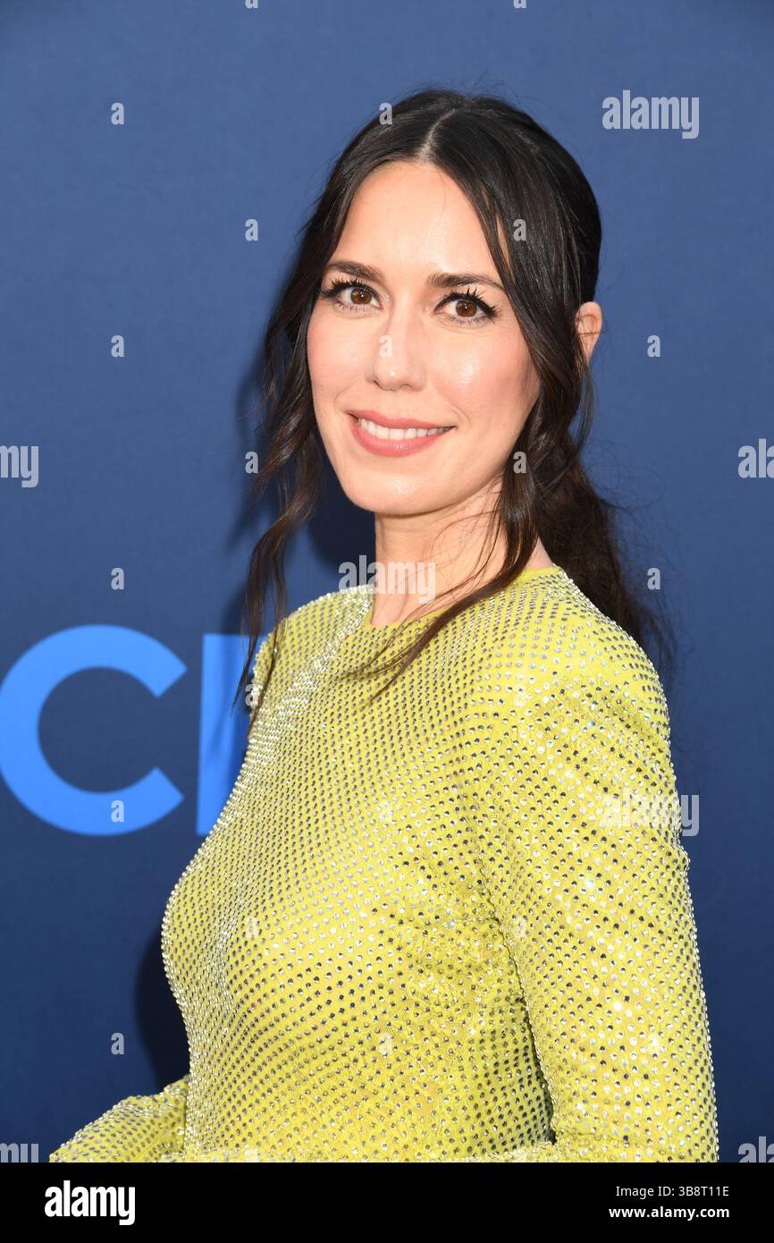 LOS ANGELES - CA - 7 MAI : Sheila Carrasco au CBSFEST 2025-2026 ...