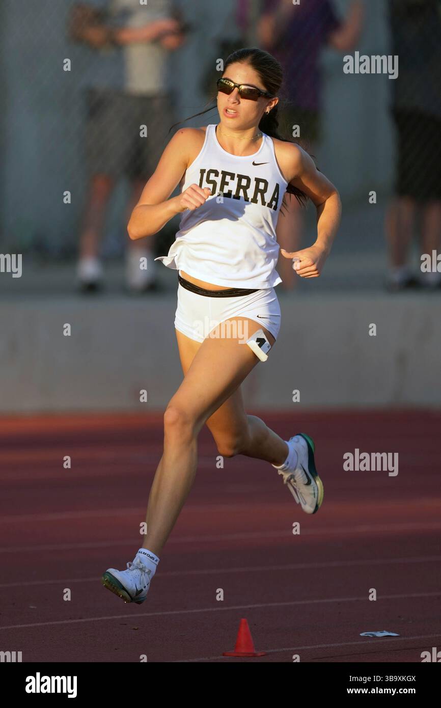 Chloe Elbaz of JSerra wins girls 800m heat in 2:14.42 during the CIF ...