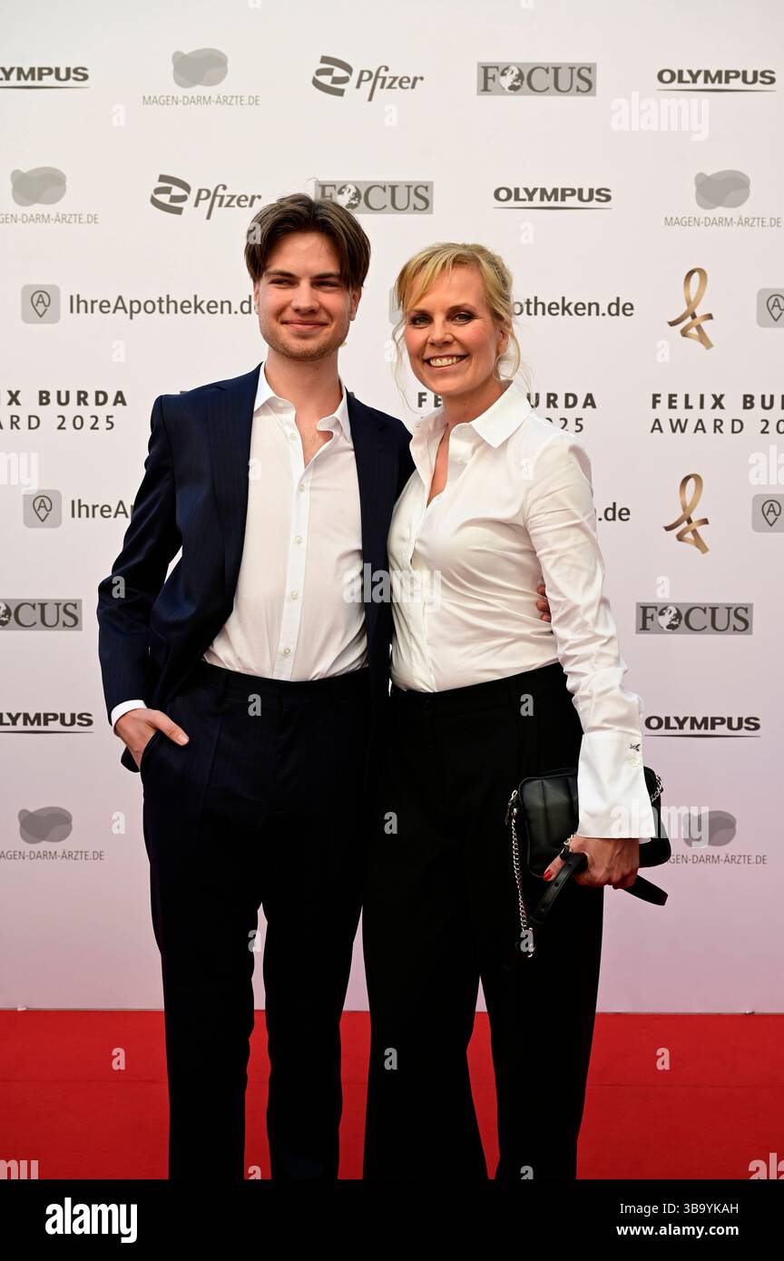 Melanie Marschke und Sohn Finn BEI der 20. Prix Verleihung des Felix ...