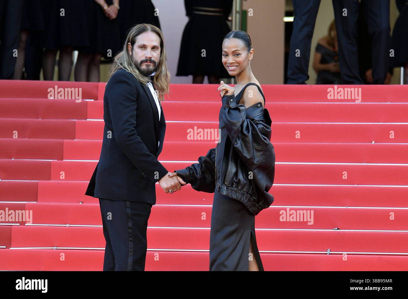 Zoe Saldanaund und Marco Perego BEI der Premiere MISSION IMPOSSIBLE LE BILAN FINAL à Cannes AM ...