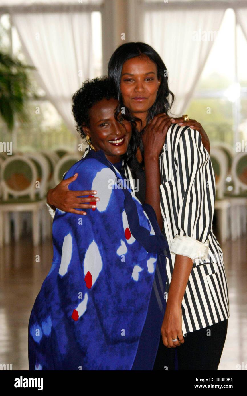 Waris dirie liya desert flower Banque de photographies et d’images à ...