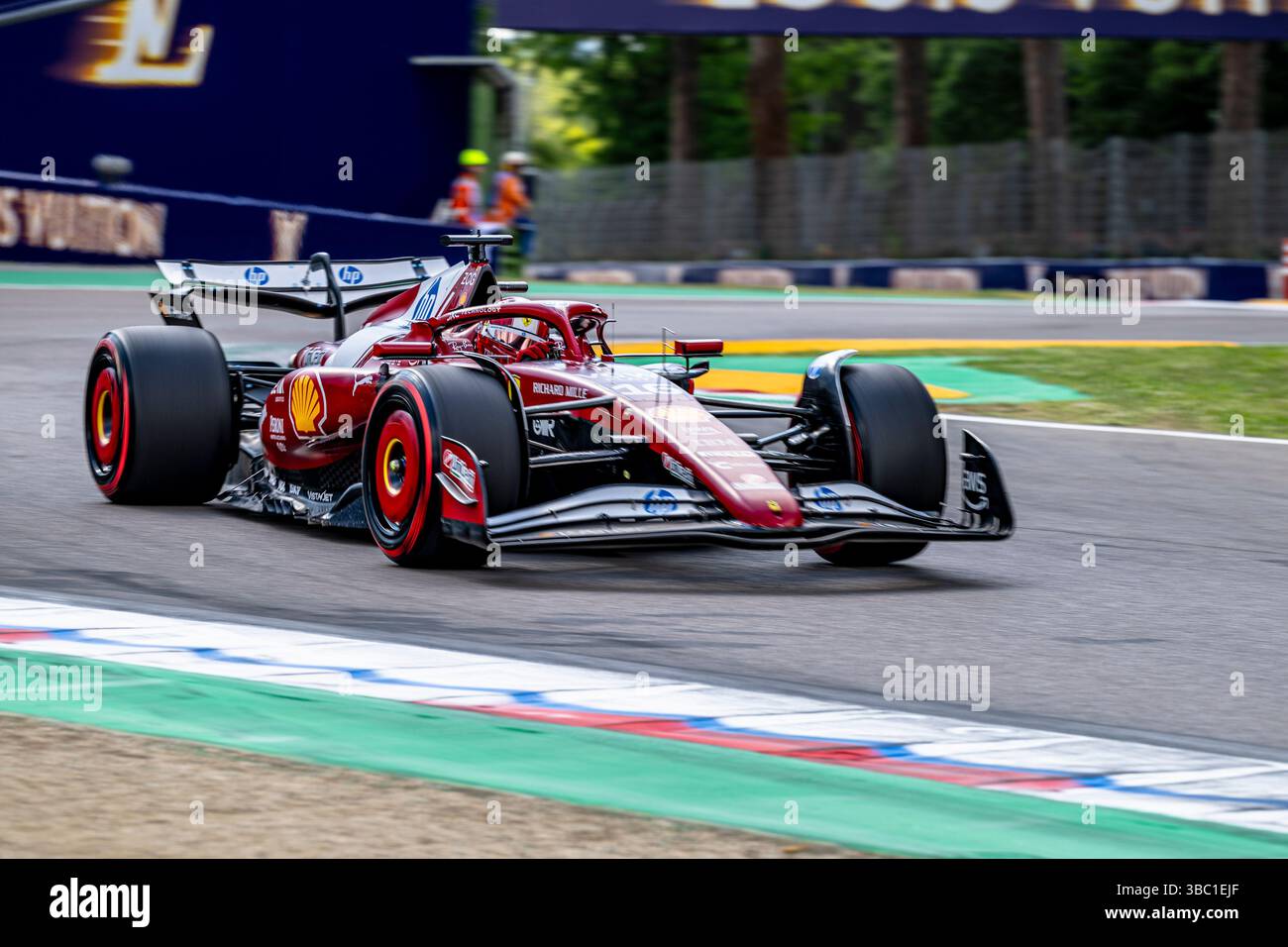 Charles Leclerc (MCO) Scuderia Ferrari HP (ITA) SF25/Ferrari, lors du ...