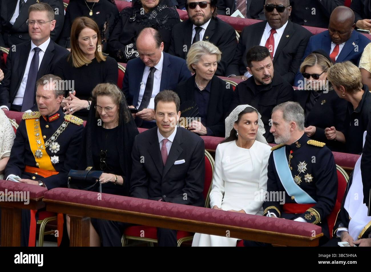 Roberta Metsola, Ursula von der Leyen, Wolodymyr Selenskyj, Olena ...