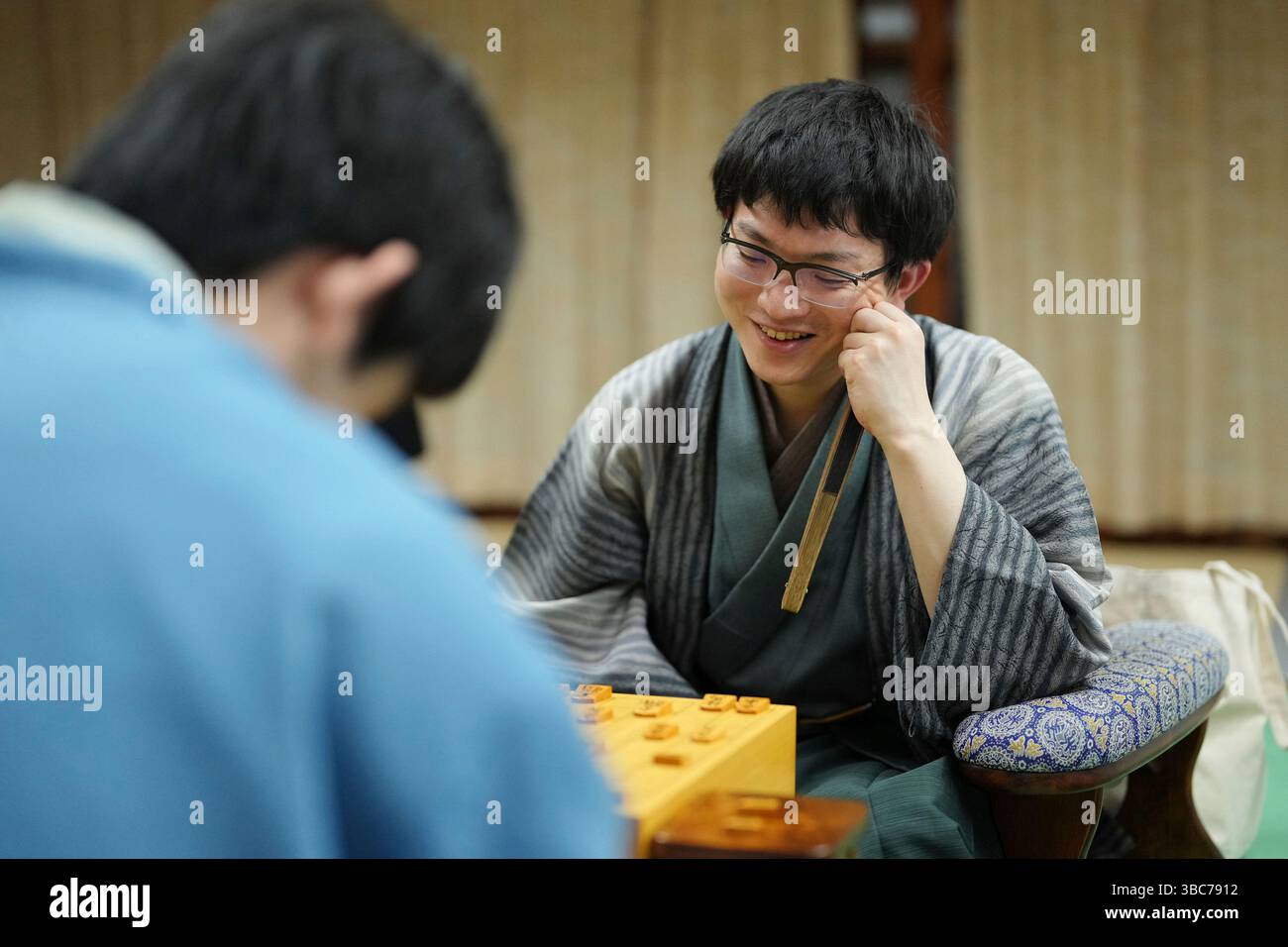 challenger Takuya Nagase plays against Sota Fujii, Japanese ...