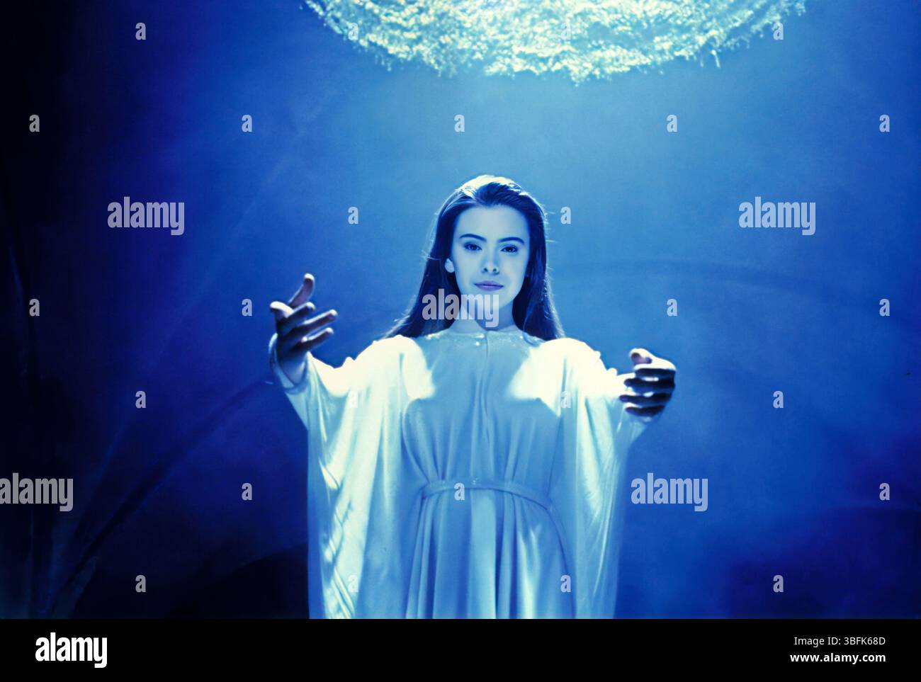 MATHILDA MAY dans LIFEFORCE (1985), réalisé par TOBE HOOPER. Crédit ...