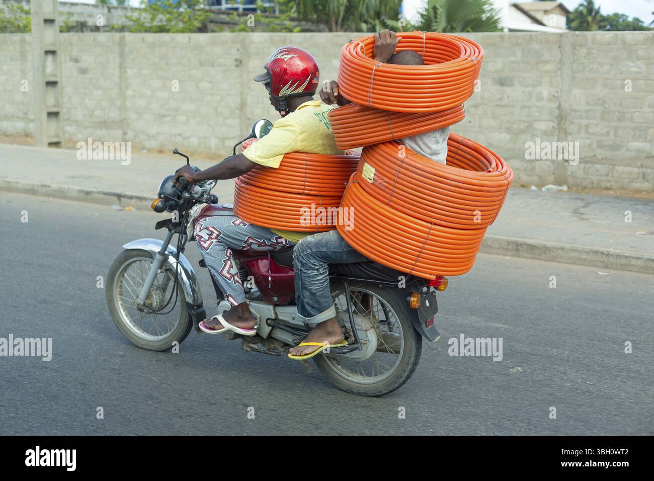 Taxi moto benin Banque de photographies et d’images à haute résolution ...