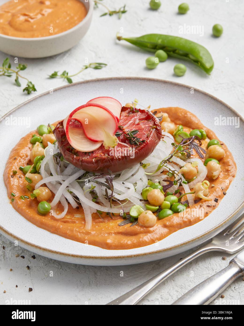 Healthy rice vermicelli bowl dish Banque de photographies et d’images à ...
