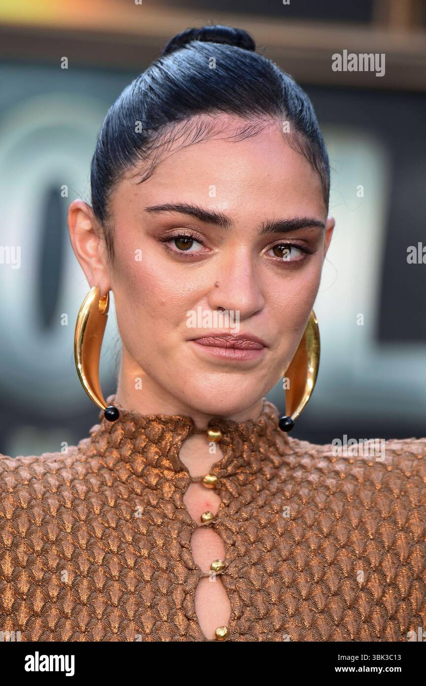 Luna Blaise BEI der Weltpremiere des Kinofilms Jurassic World : Rebirth ...