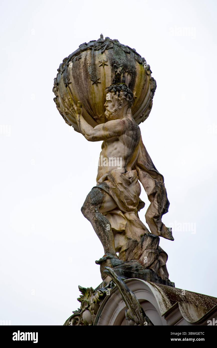God atlas Banque de photographies et d’images à haute résolution - Alamy