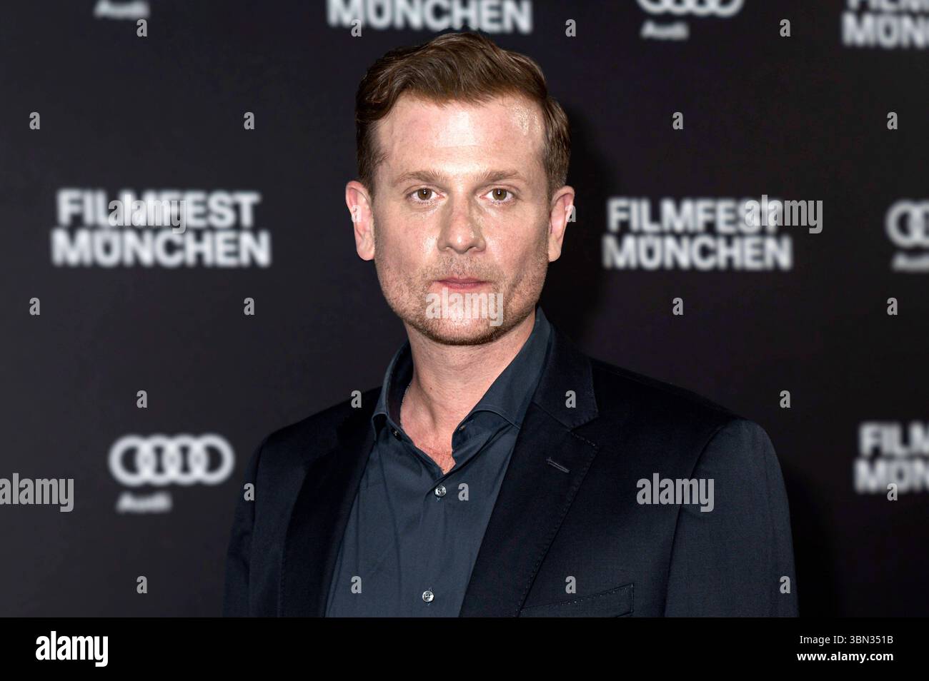 Christoph Schechinger BEI der Premiere der Amazon Prime Video Miniserie ...