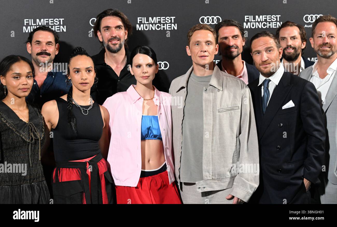 Munich, Allemagne. 02 juillet 2025. Les acteurs Sira-Anna Faal (de ...