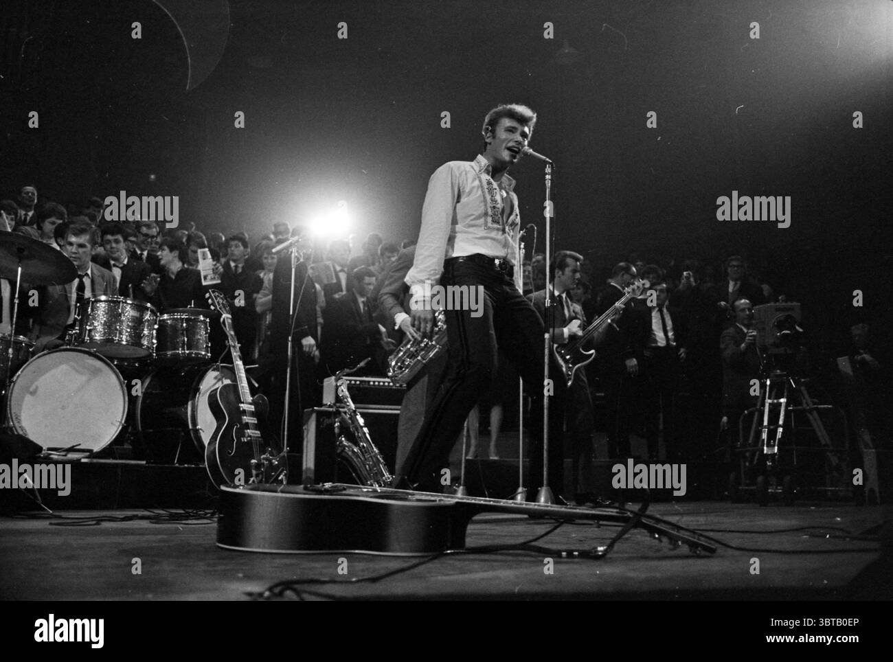 Johnny hallyday jeune Banque de photographies et d’images à haute ...