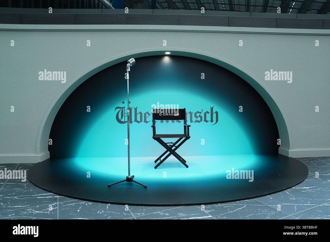 Shinjuku, Tokyo, Japon. 14 juillet 2025. 'G-Dragon Media Exhibition ...