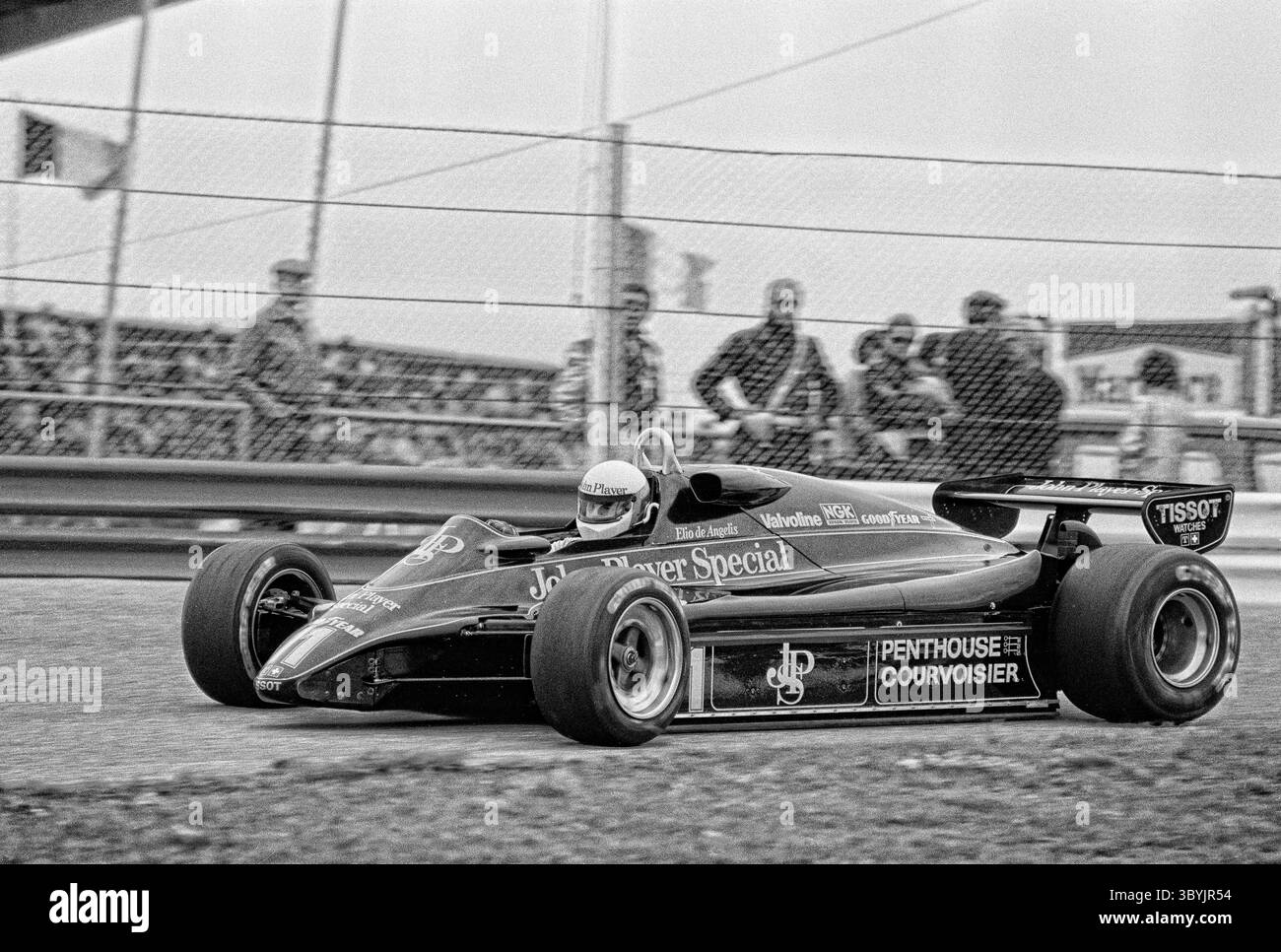 1982 lotus 91 Banque d'images noir et blanc - Alamy