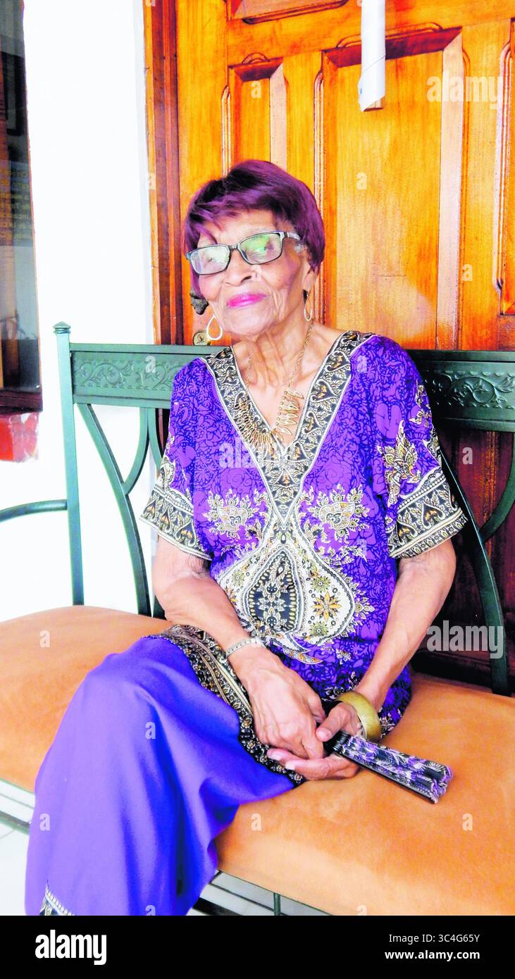 20 mai 2018 - (26/08/2018) Marcelle Taylor Brown tiene 85 aÃ±os y ...