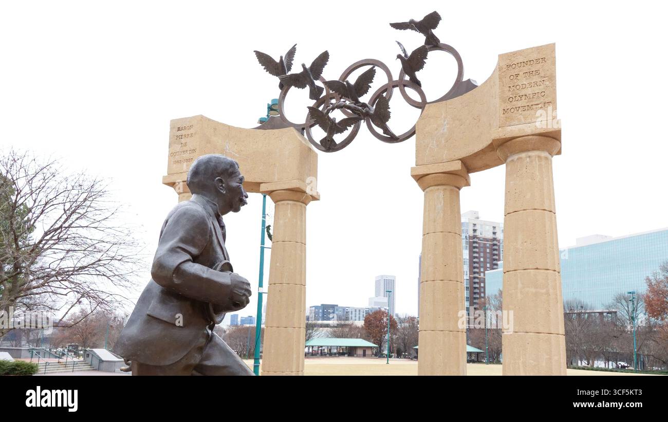 Atlanta GA, États-Unis - 26 décembre 2024 : Statue du baron Pierre de ...