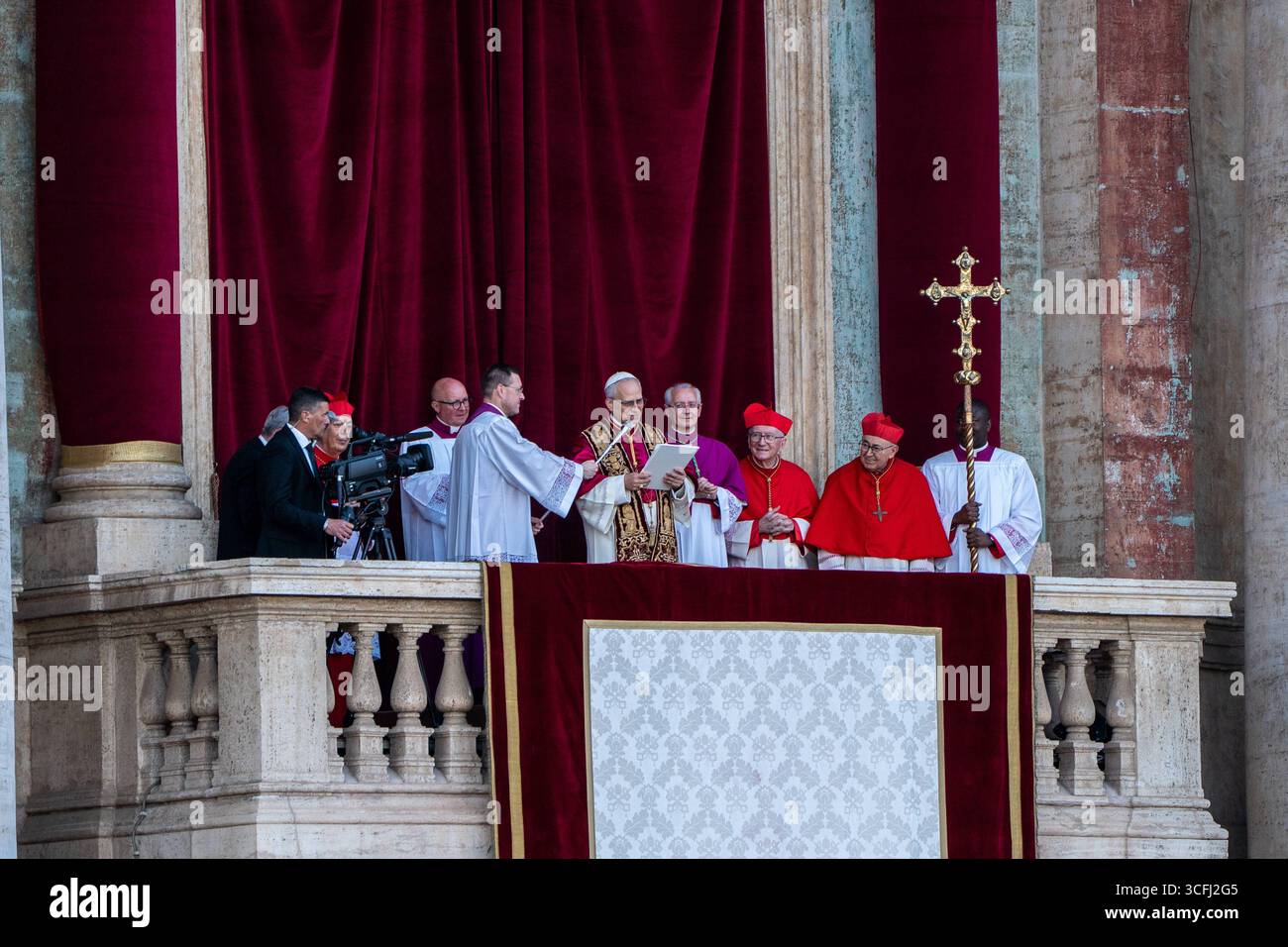Le pape Léon XIV choisi pour être le nouveau pape Léon XIV sur le ...