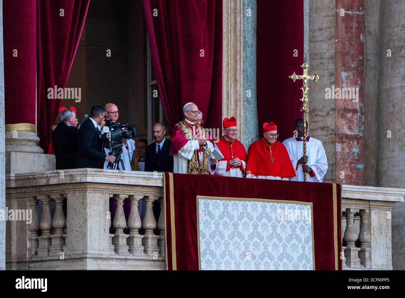 Le pape Léon XIV choisi pour être le nouveau pape Léon XIV sur le ...