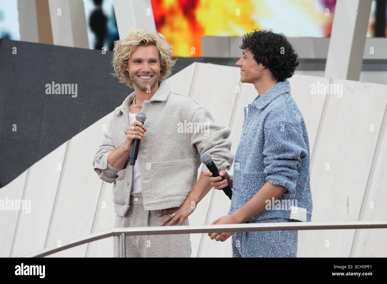 ZDF-Fernsehgarten 2025. Matt & SEM Matt Stoffers, SEM Ben Yakar im ZDF ...