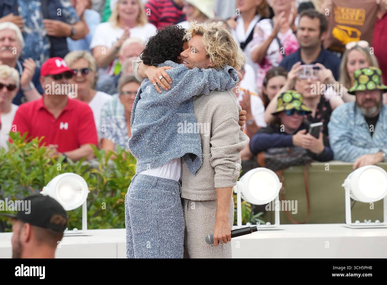 ZDF-Fernsehgarten 2025. Matt & SEM Matt Stoffers, SEM Ben Yakar im ZDF ...
