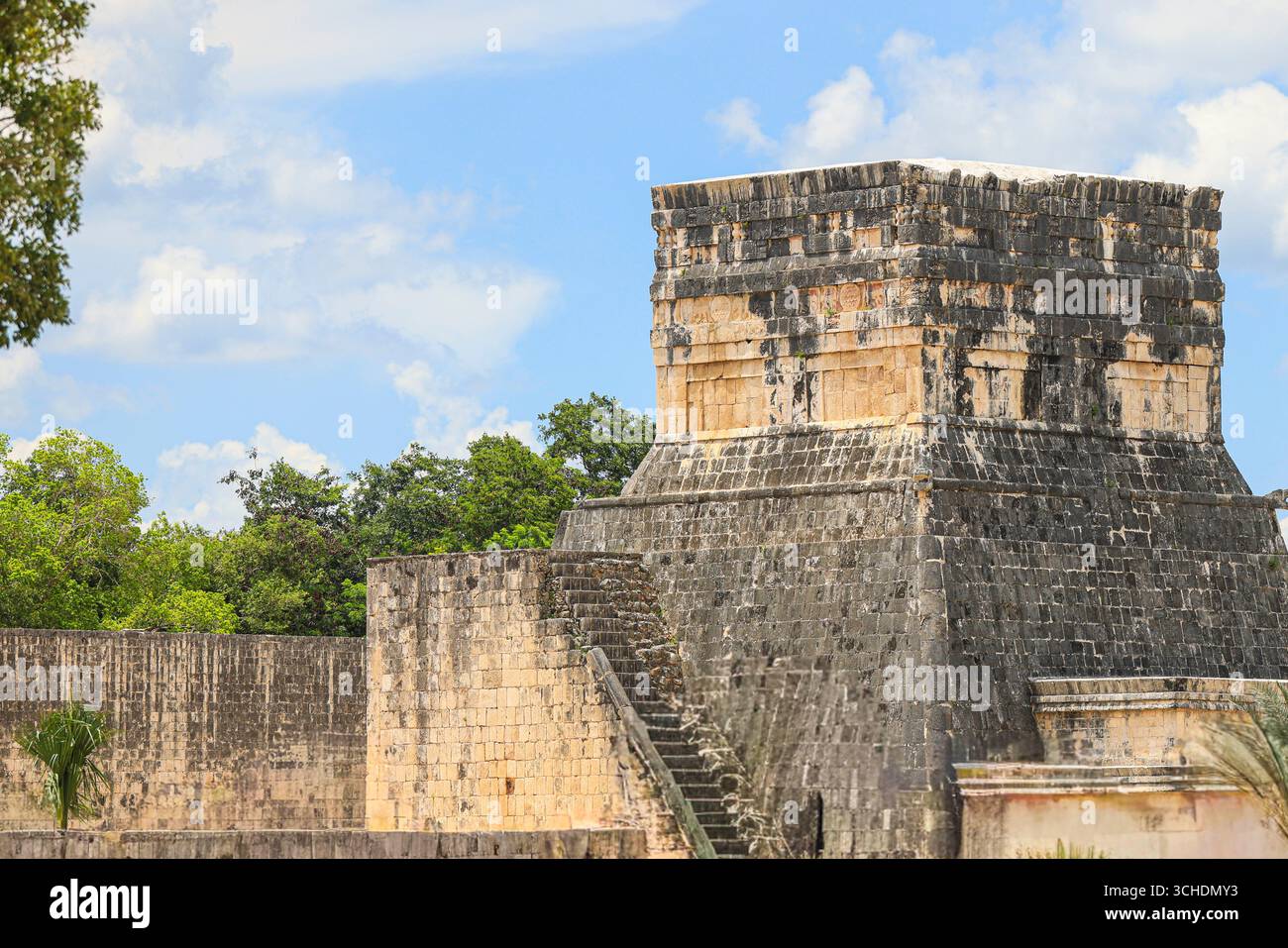 Chichén Itzá , pyramides, complexe de ruines mayas sur la péninsule de ...
