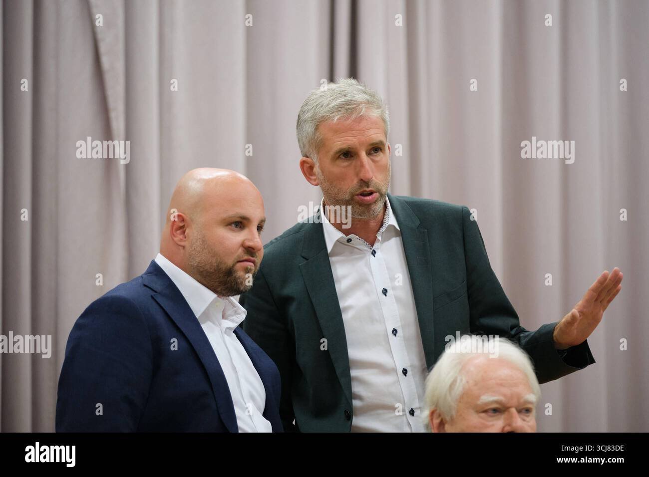 Tuebingen Streitgespraech zwischen Boris Palmer und Markus Frohnmaier ...