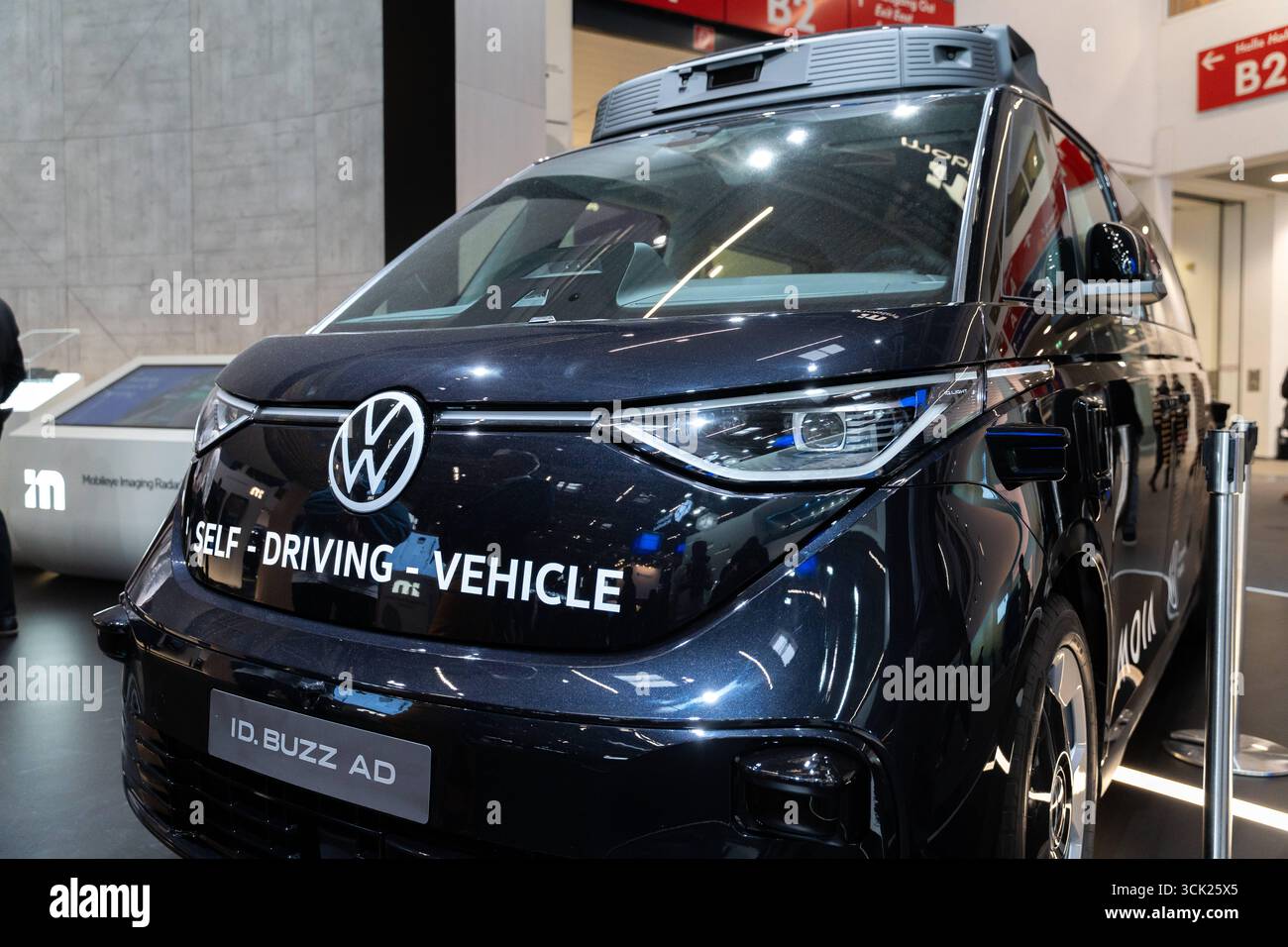 Munich, Bavière, Allemagne - 9 septembre 2025 : le VW ID. Buzz AD à l ...