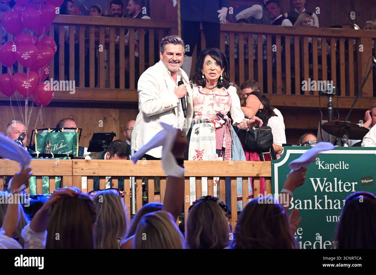 Thomas Anders und Regine Sixt // Regines Sixt Damenwiesn / 190 ...