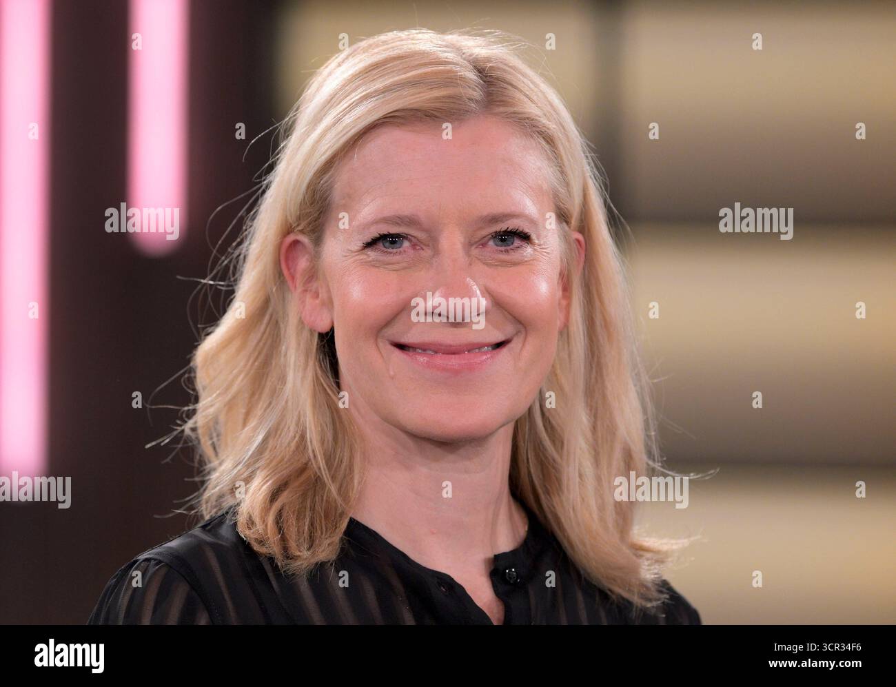 Talkshow Koelner Treff , Ausstrahlung AM 26.09.2025 : Caroline PETERS ...