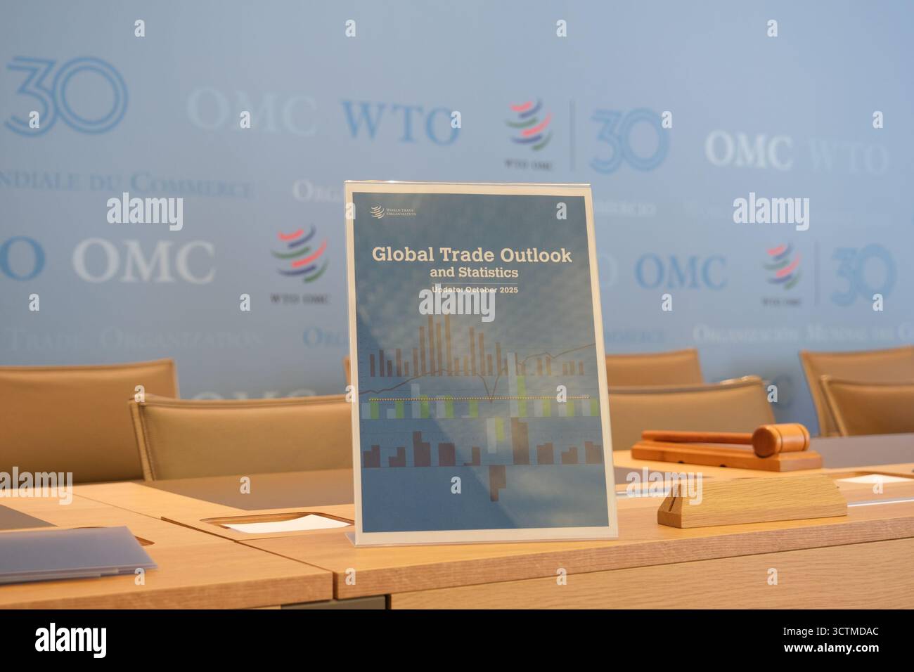 Outlook 1 2025 Banque de photographies et d’images à haute résolution ...