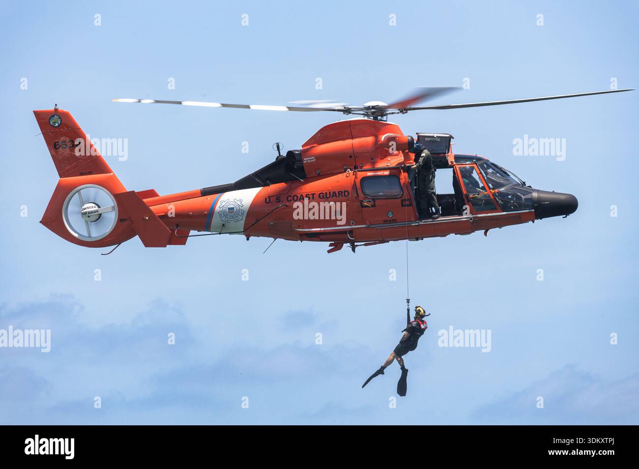 Mh 65 dolphin helicopter Banque de photographies et d’images à haute ...