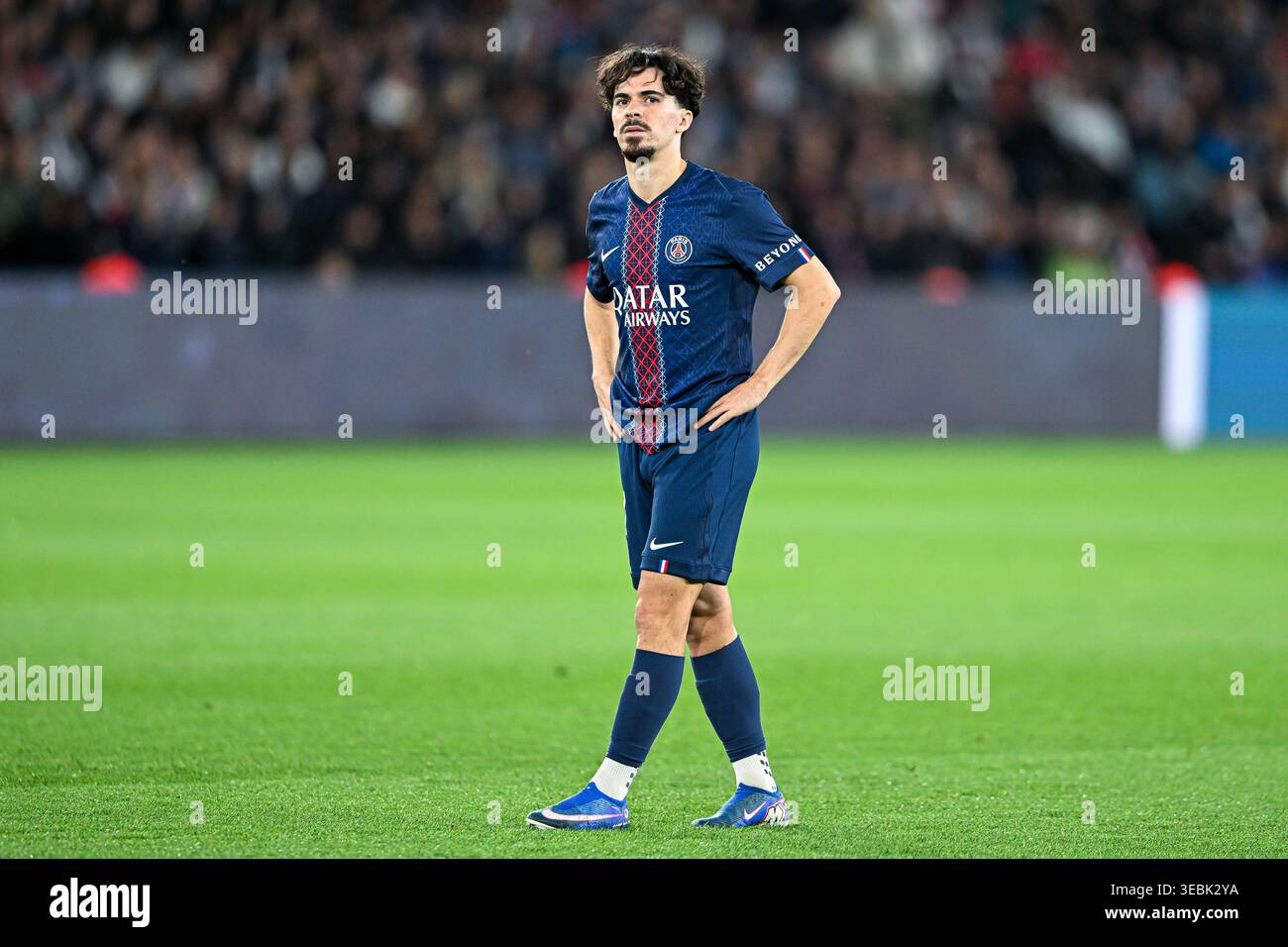 Vitinha psg Banque de photographies et d’images à haute résolution - Alamy