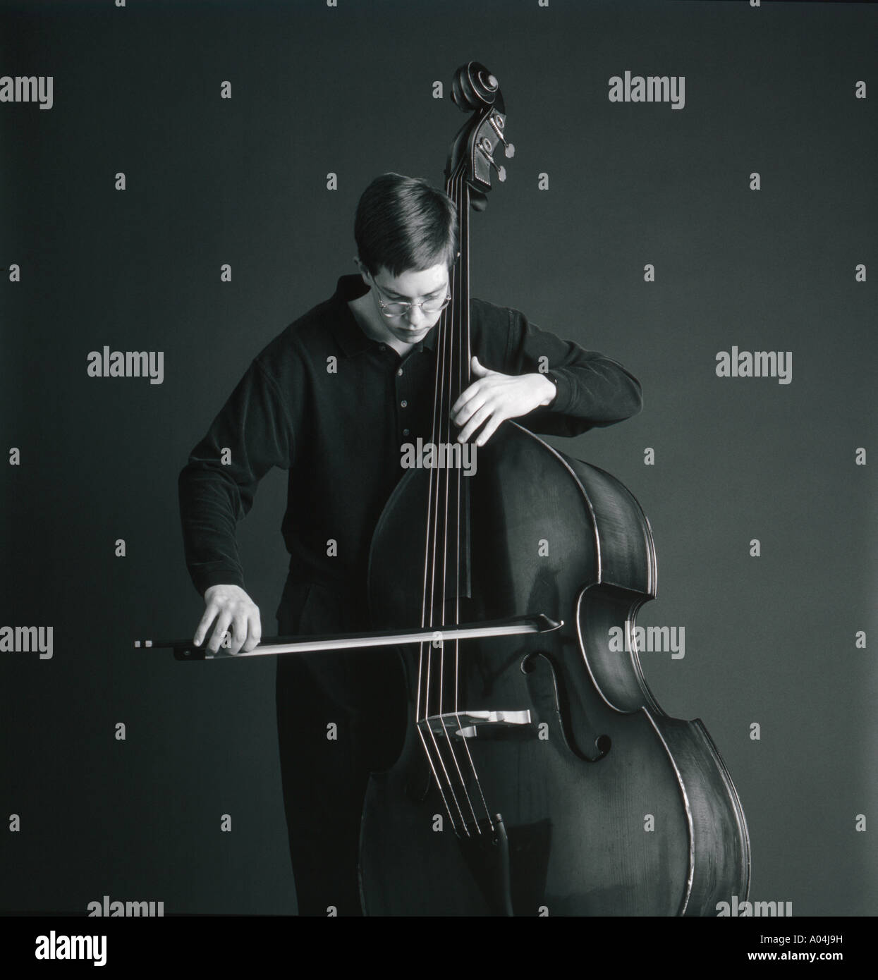 Beautiful double bass Banque de photographies et d’images à haute ...