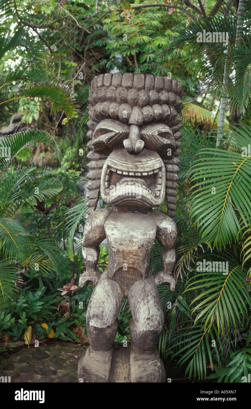 Polynesian tiki Banque de photographies et d’images à haute résolution ...