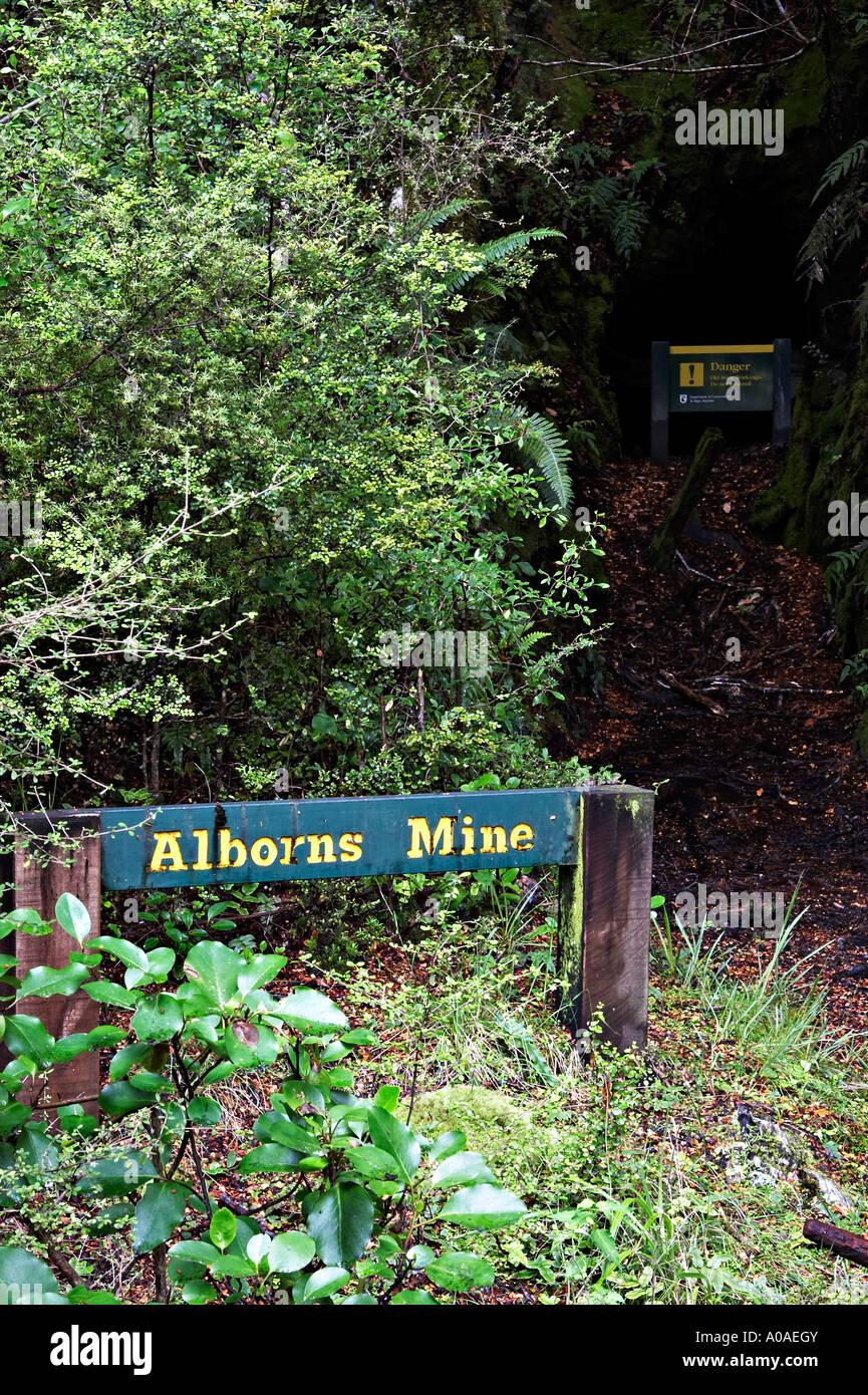 Charbon Mine Alborns à pied, le Parc Forestier de Victoria, Reefton ...