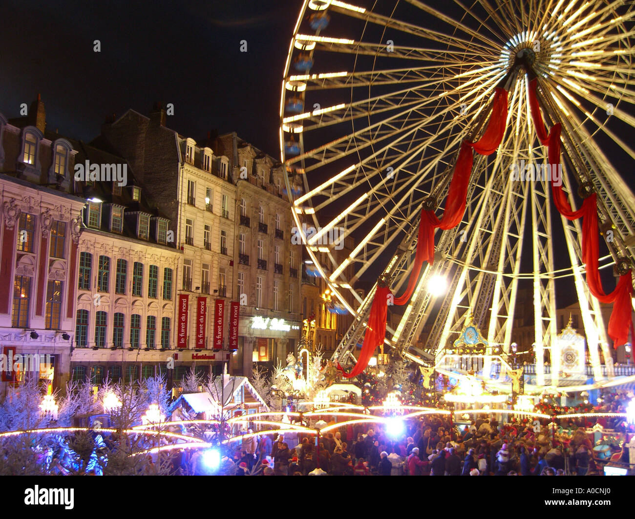 Lille grand place Banque de photographies et d’images à haute ...