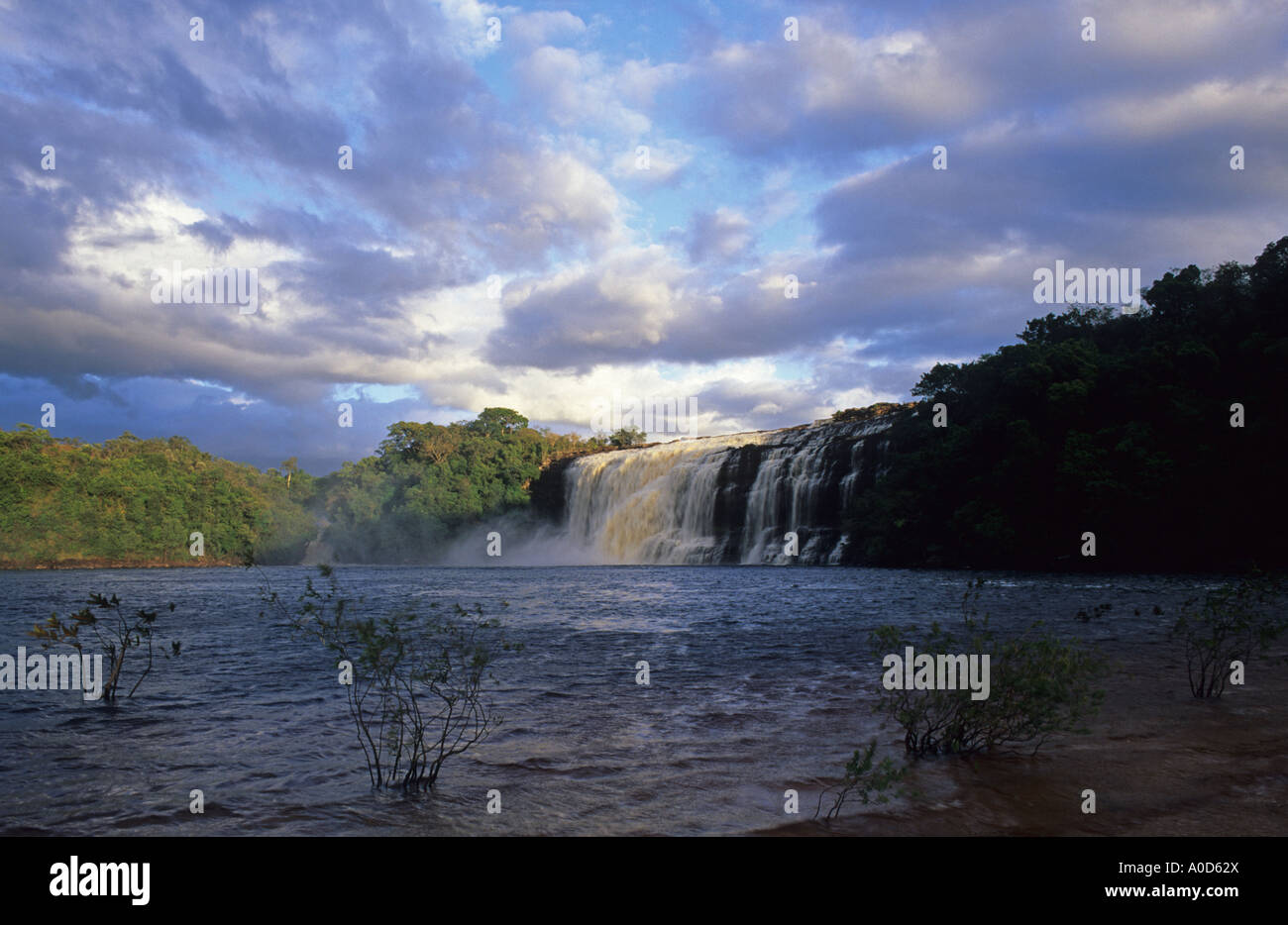 Sapo cascade Banque de photographies et d’images à haute résolution - Alamy