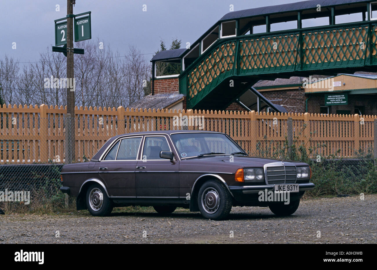 Mercedes 230e Banque de photographies et d’images à haute résolution ...