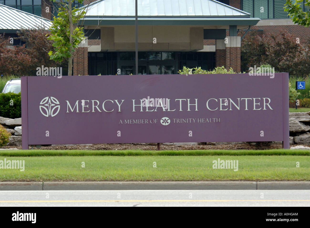 Mercy medical center Banque de photographies et d’images à haute ...