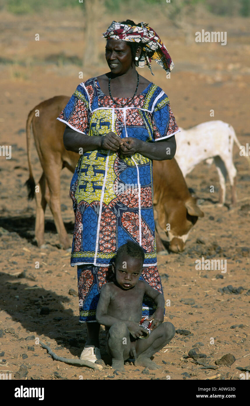 Femme peule nomade Banque de photographies et d’images à haute ...