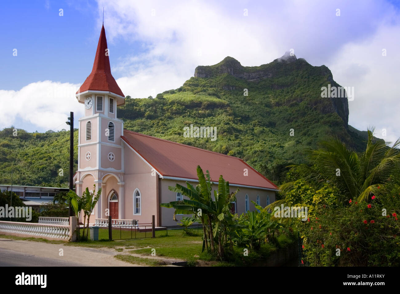 Vaitape Bora Bora Photos & Vaitape Bora Bora Images - Alamy