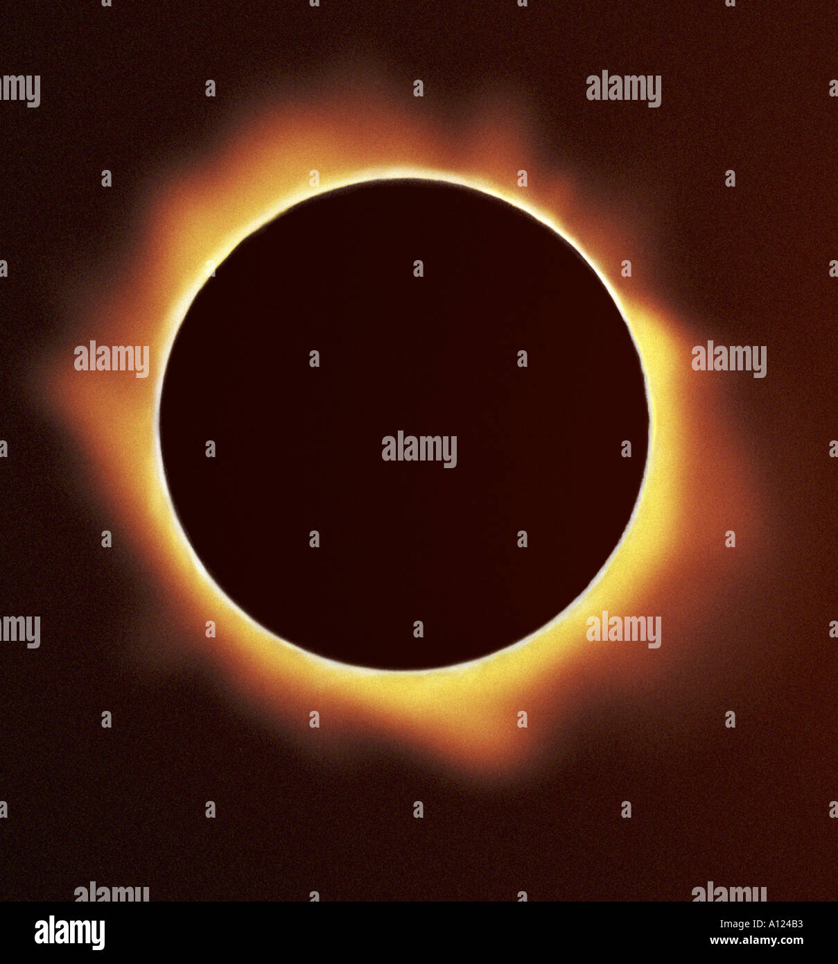 éclipse totale Banque de photographies et d’images à haute résolution ...