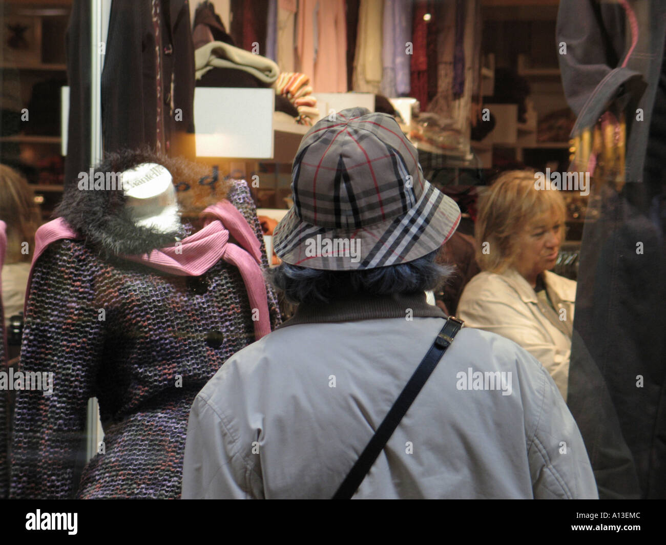 Burberry Chav Banque d'image et photos - Alamy