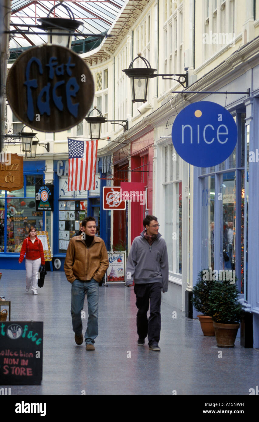 Duke street arcade Banque de photographies et d’images à haute ...