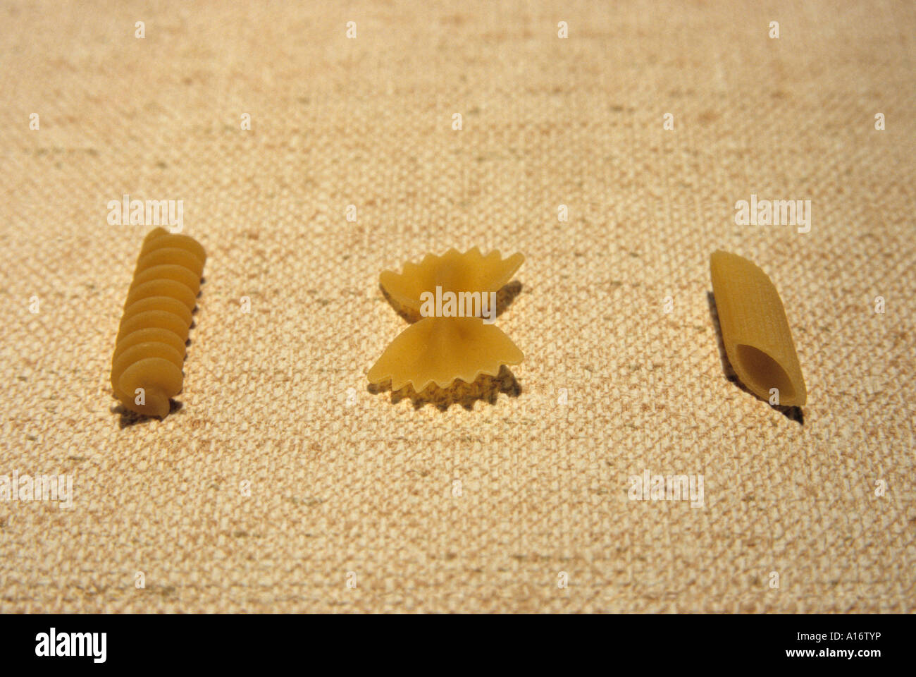 Différentes sortes de pâtes italiennes Photo Stock - Alamy