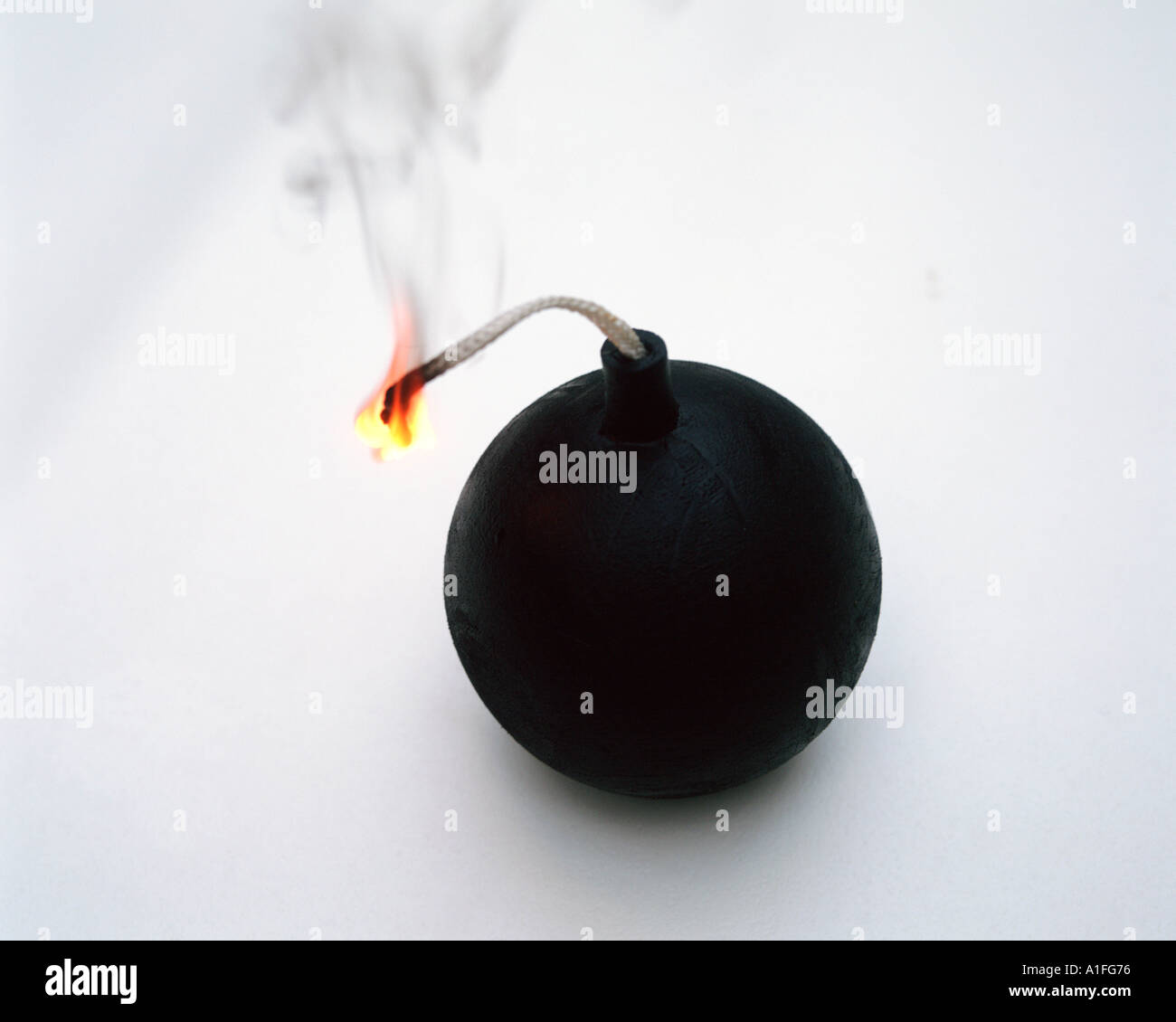 Nous bombarder Banque de photographies et d’images à haute résolution ...