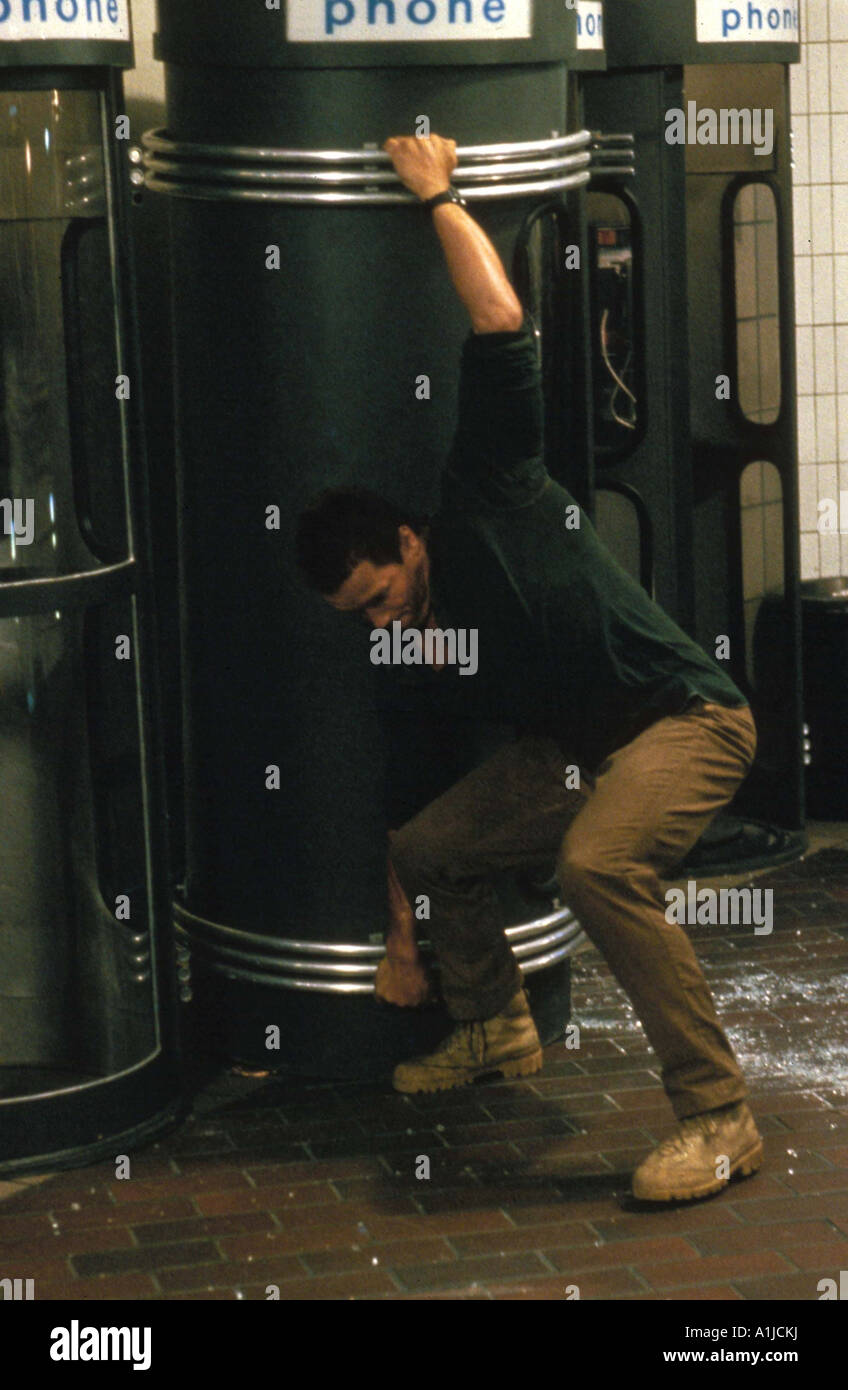 Commando 1985 arnold schwarzenegger Banque de photographies et d’images ...