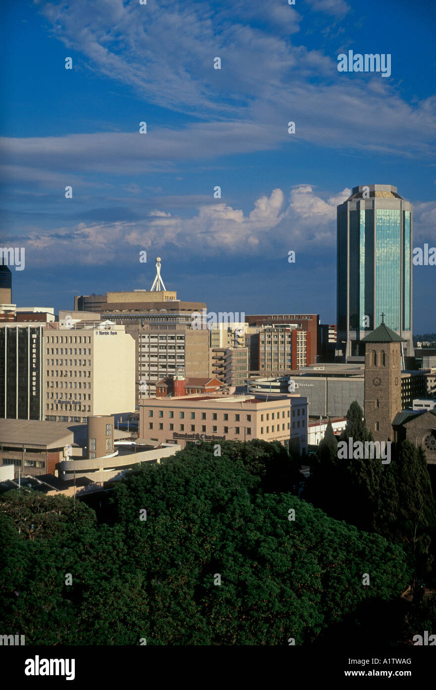 Harare capital city zimbabwe Banque de photographies et d’images à ...