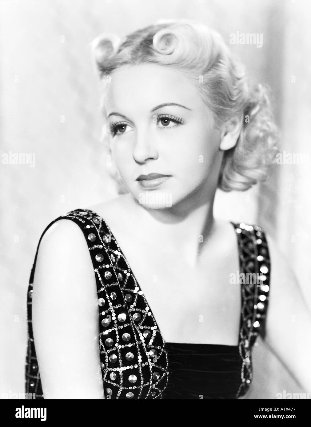 Evelyn dall Banque de photographies et d’images à haute résolution - Alamy