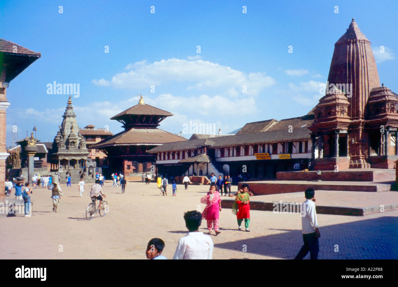 Main square Banque de photographies et d’images à haute résolution - Alamy